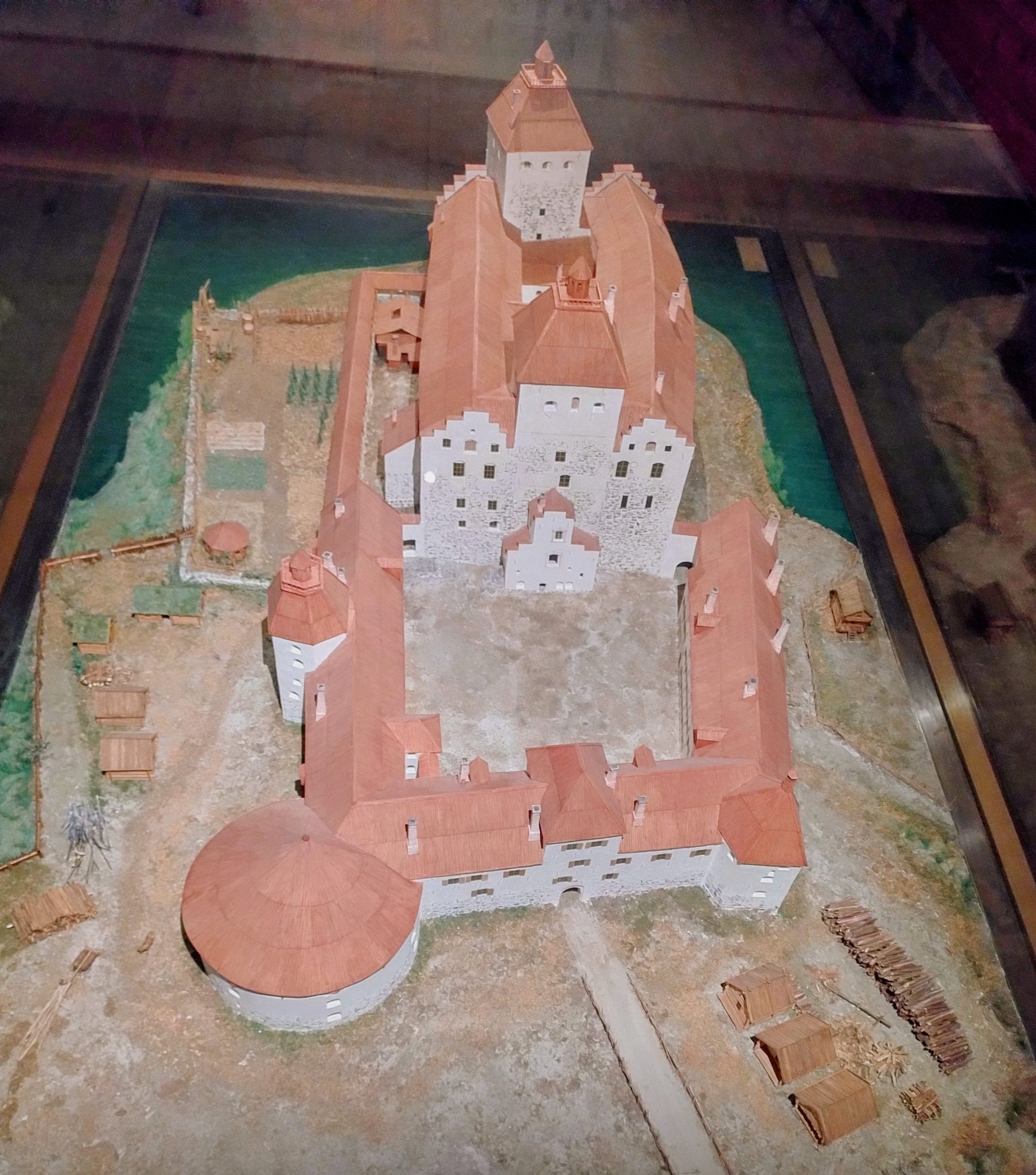 Linnanpuiston ja sen ympäristön vaiheita – Hyvinvoiva Linnakaupunki